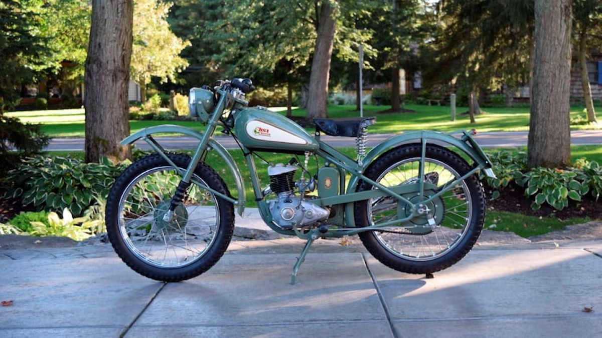 10 Things We Forgot About The BSA Bantam