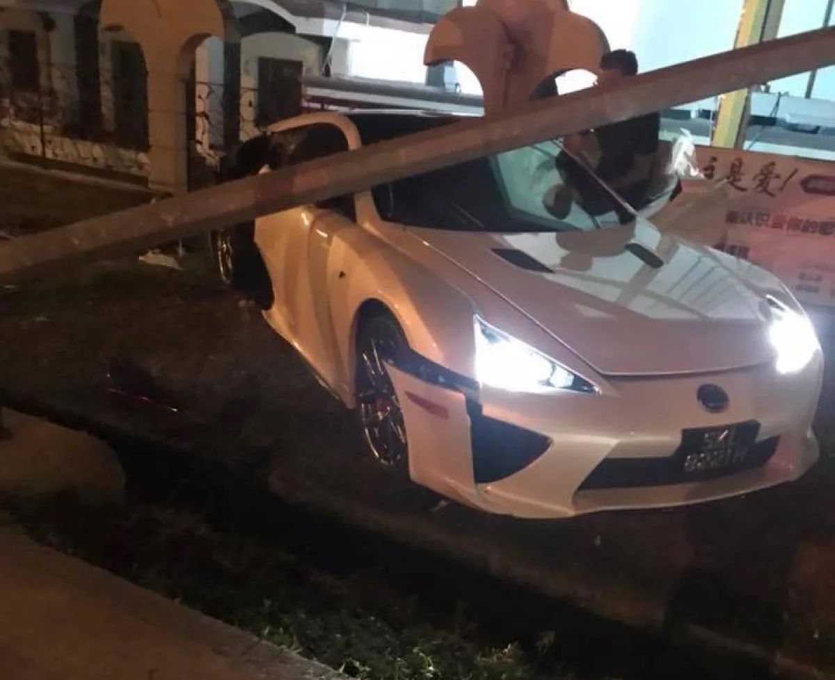 10 Times Awesome Supercars Were Ruined In Heartbreaking Accidents