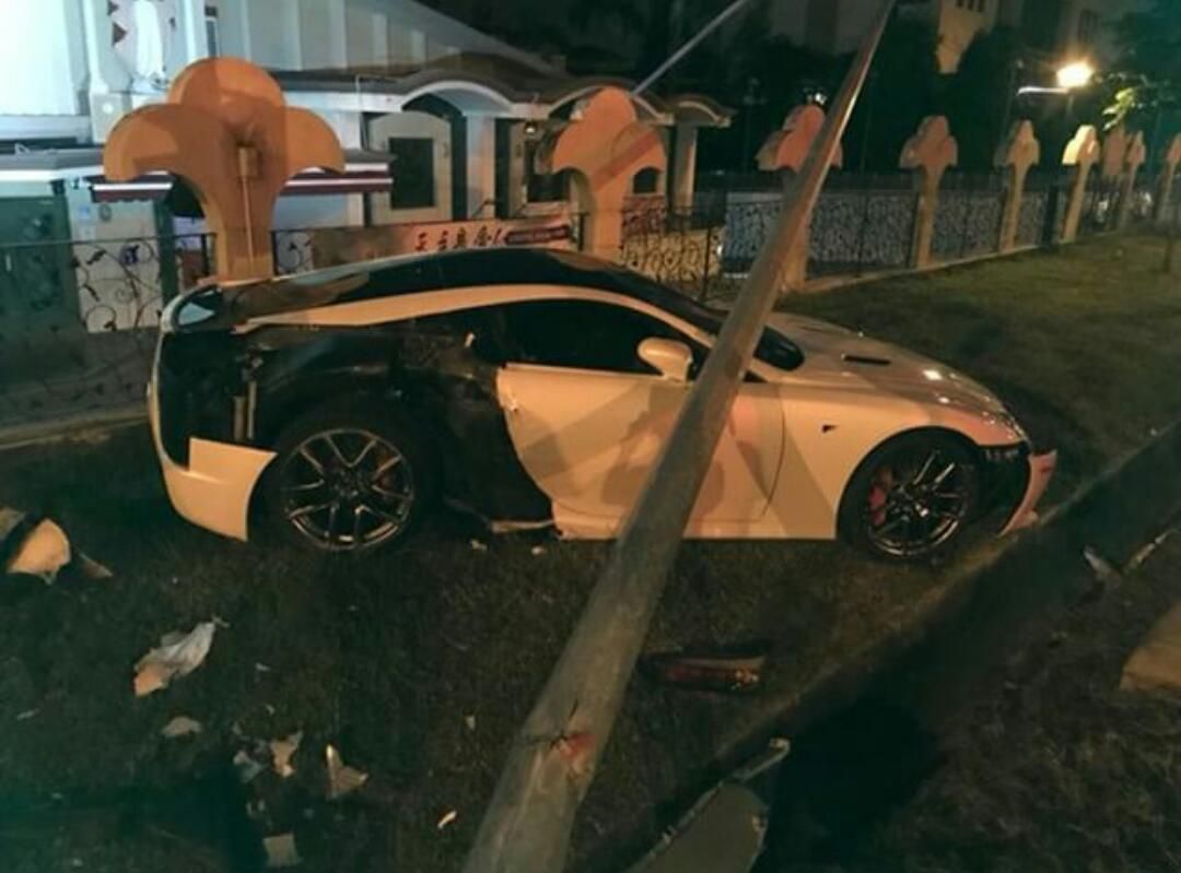 10 Times Awesome Supercars Were Ruined In Heartbreaking Accidents