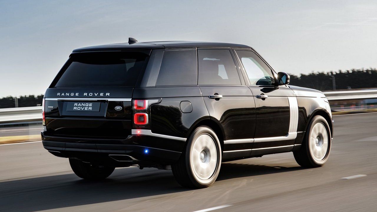 10 Things We Just learned About British Prime Minister Boris Johnson's Cars