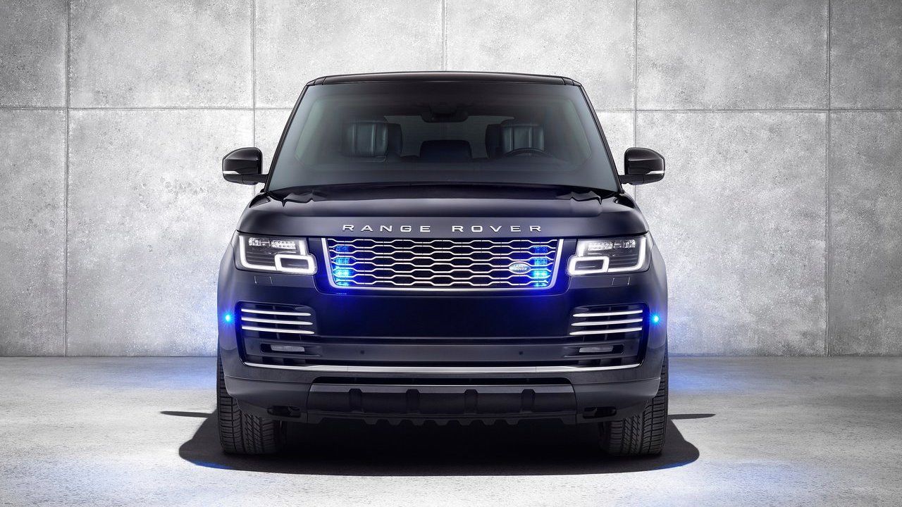 10 Things We Just learned About British Prime Minister Boris Johnson's Cars