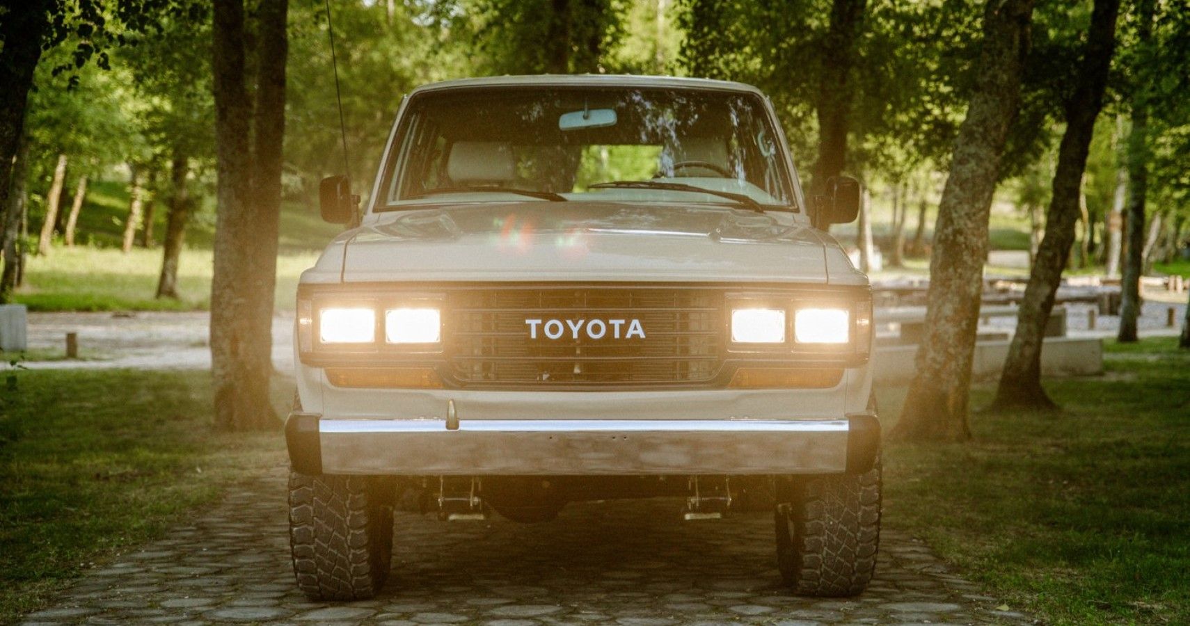 Check Out This Fully Restored 1990 Toyota Land Cruiser FJ62