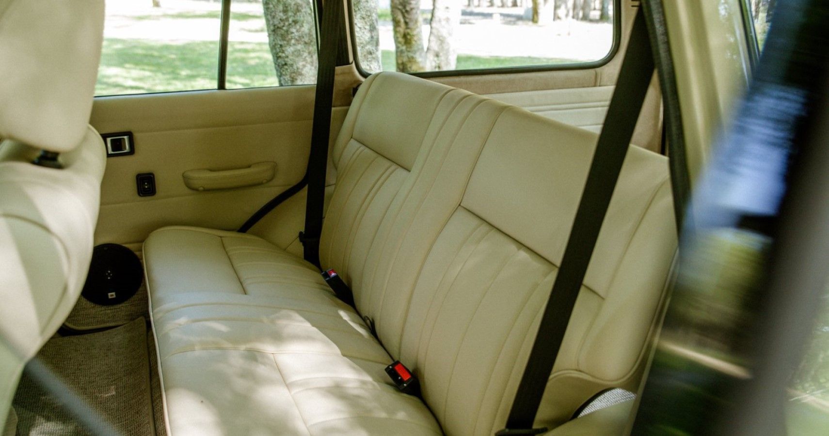 Check Out This Fully Restored 1990 Toyota Land Cruiser FJ62