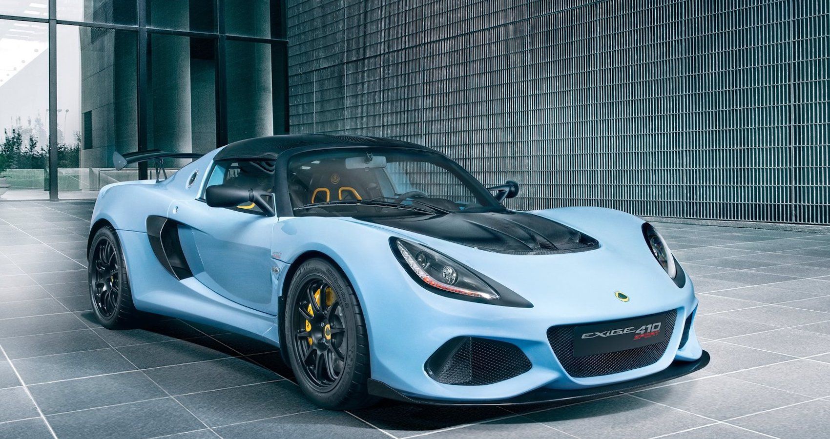 10 Reasons Why The Lotus Exige Cup 410 Is Perfect For Track Day ...