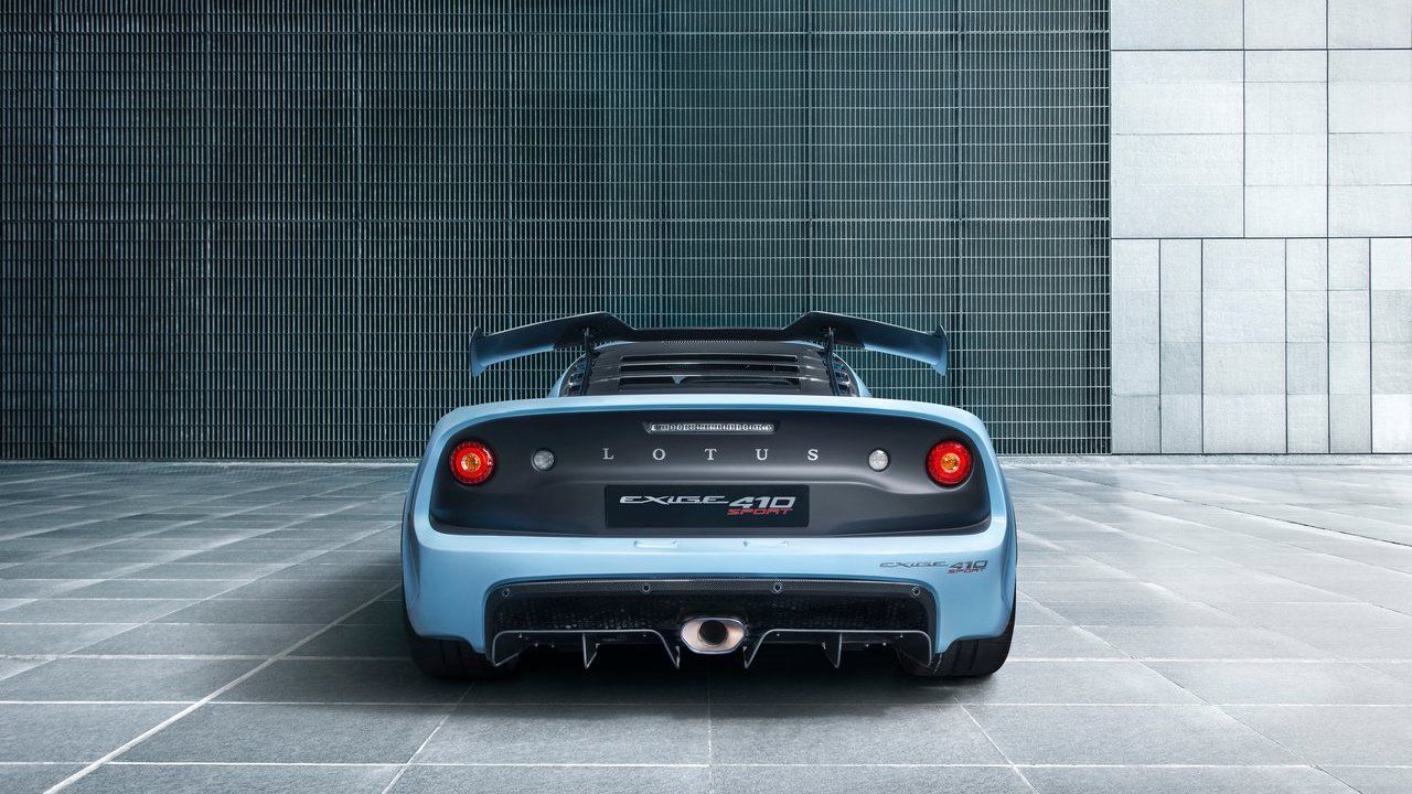 10 Reasons Why The Lotus Exige Cup 410 Is Perfect For Track Day ...