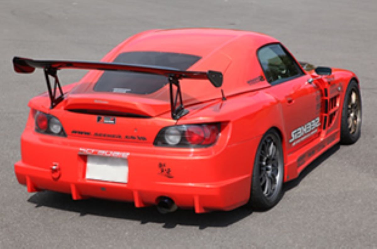 These 10 Japanese Tuning Shops Build The Sickest Hondas