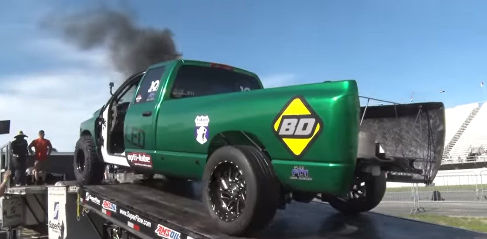 Watch This Insane 2,600 Horsepower Dodge Ram Prove That Diesel Is Not Dead
