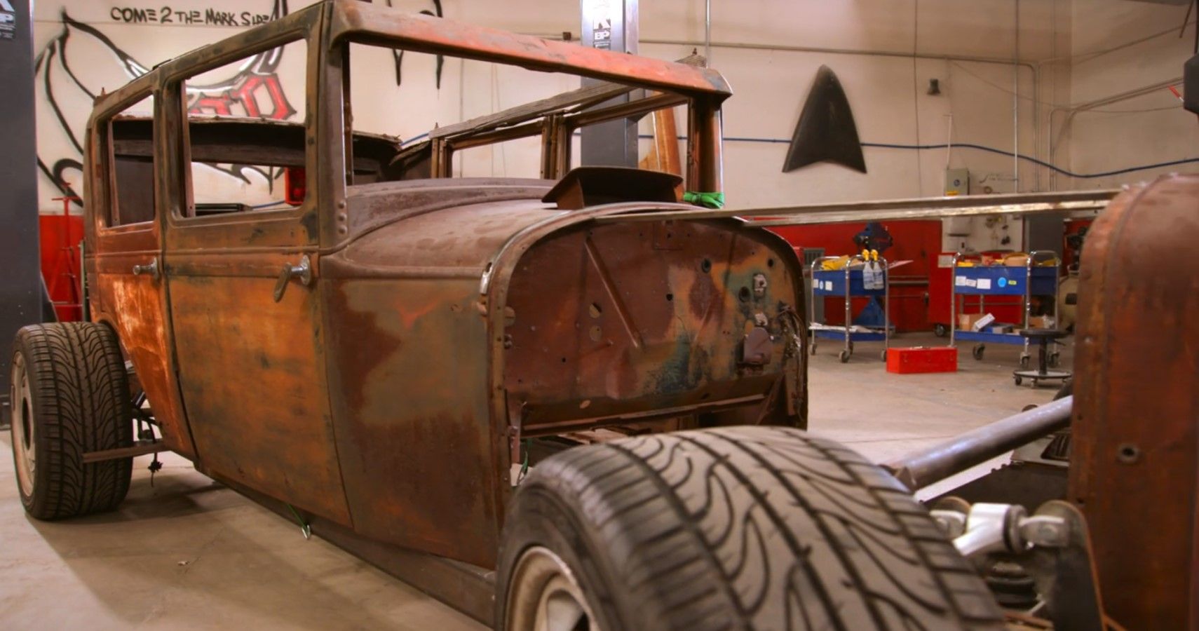 A '28 Essex Becomes A Zero-Budget Gotham Garage Rat Rod In Car Masters ...