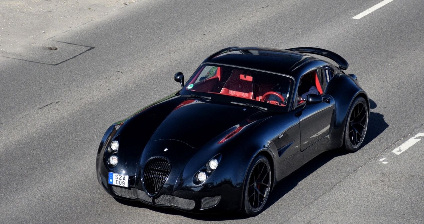 9 German Performance Cars From The 2000s That Can Easily Be Daily Driven