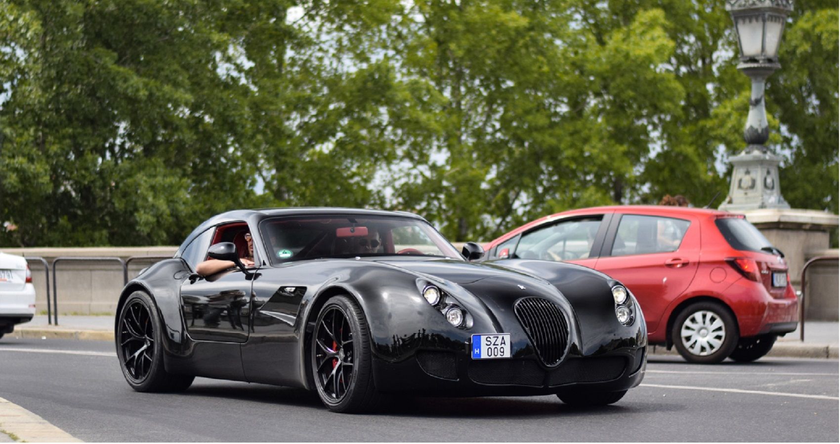 9 German Performance Cars From The 2000s That Can Easily Be Daily Driven