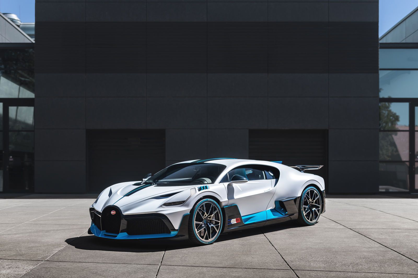 This Is What Makes The Bugatti Divo So Special
