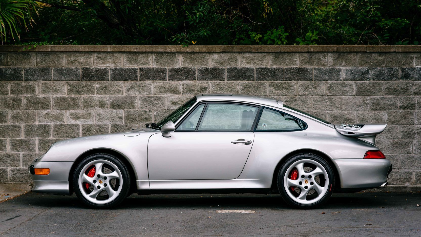 A Detailed Look At All The Porsche 911 Generations