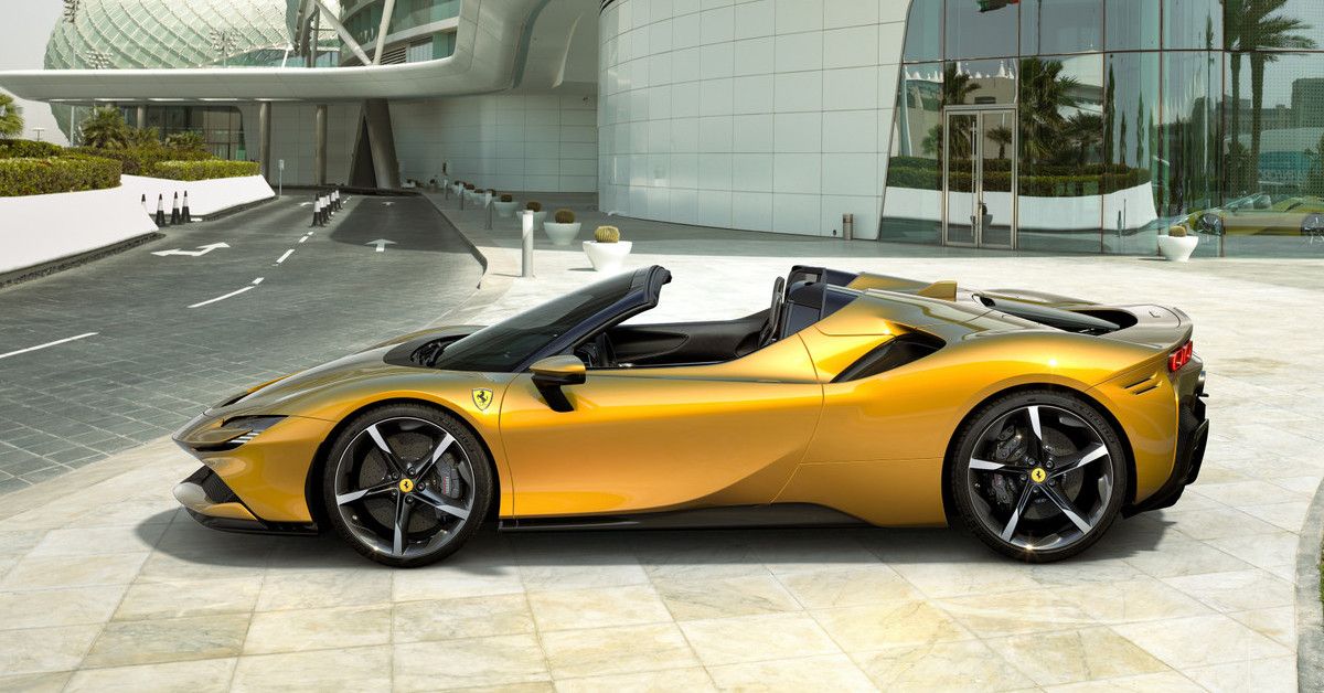 This Is What Makes The Ferrari SF90 Spider So Awesome