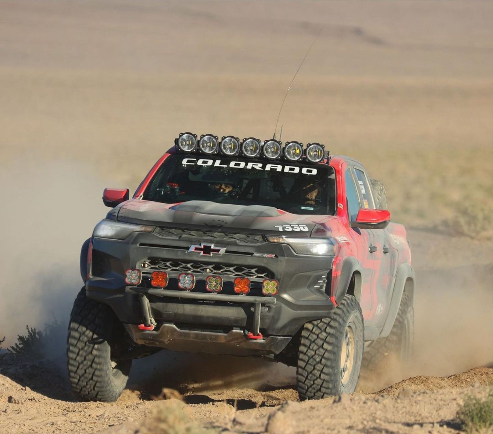 The New Chevrolet Colorado ZR2 Pickup Now Has A Hardcore Racing Model