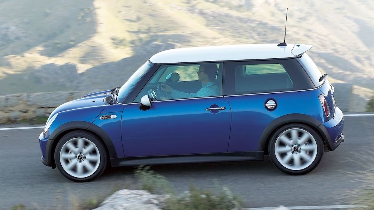 10 British Cars That'll Soon Be Worth A Fortune