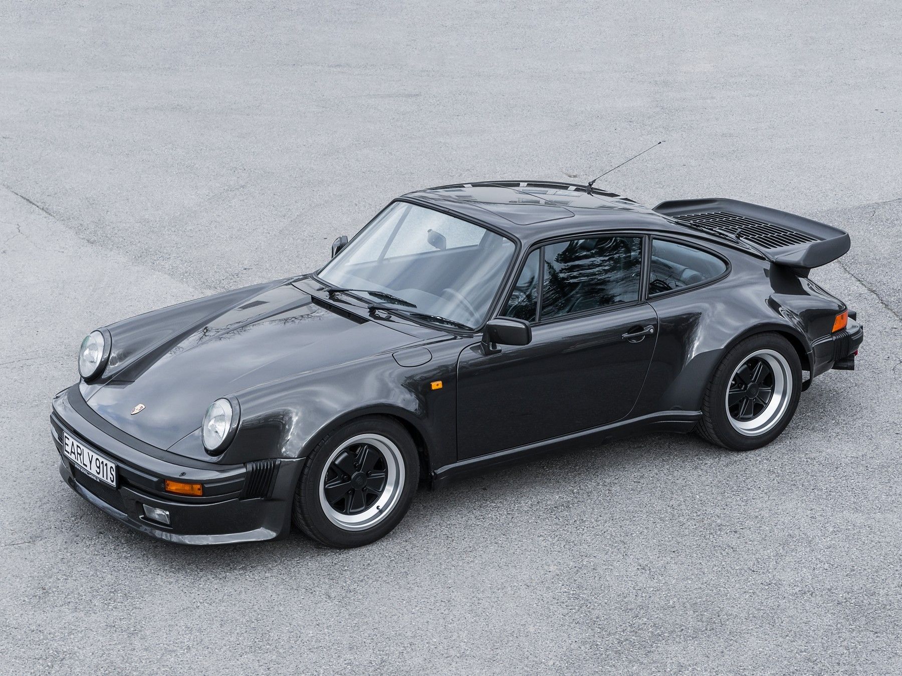 A Detailed Look At All The Porsche 911 Generations