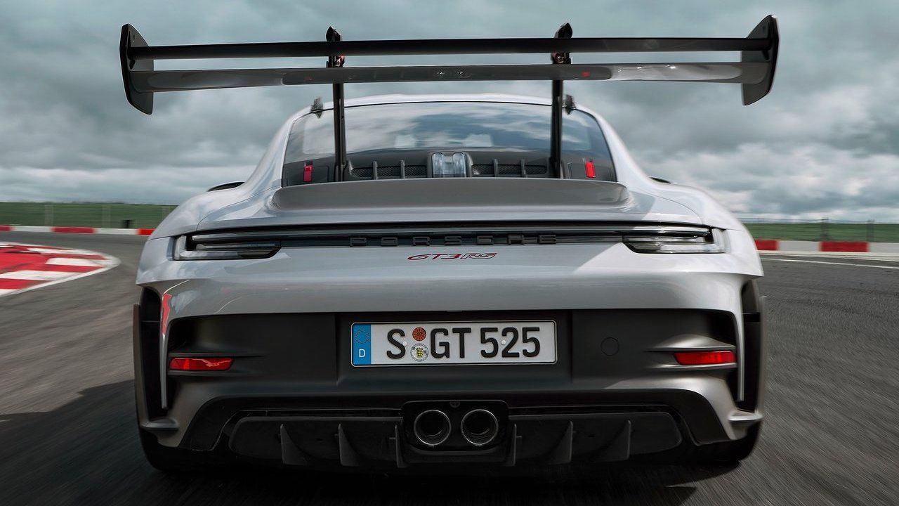 10 Things We Just Found Out About The New Porsche 911 GT3 RS