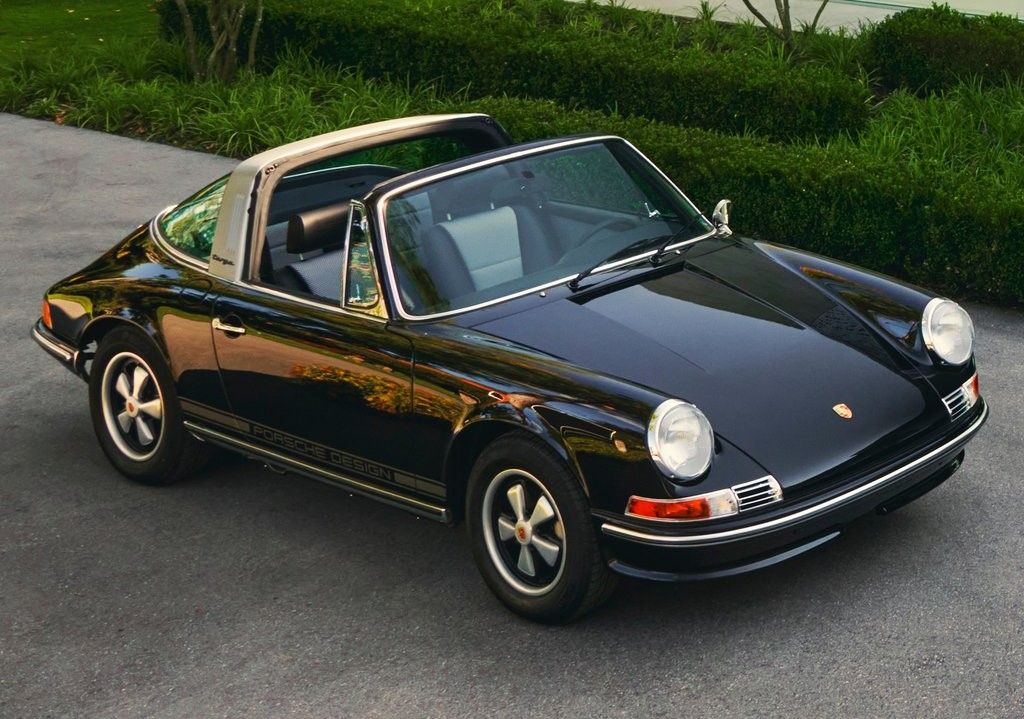 A Detailed Look At All The Porsche 911 Generations