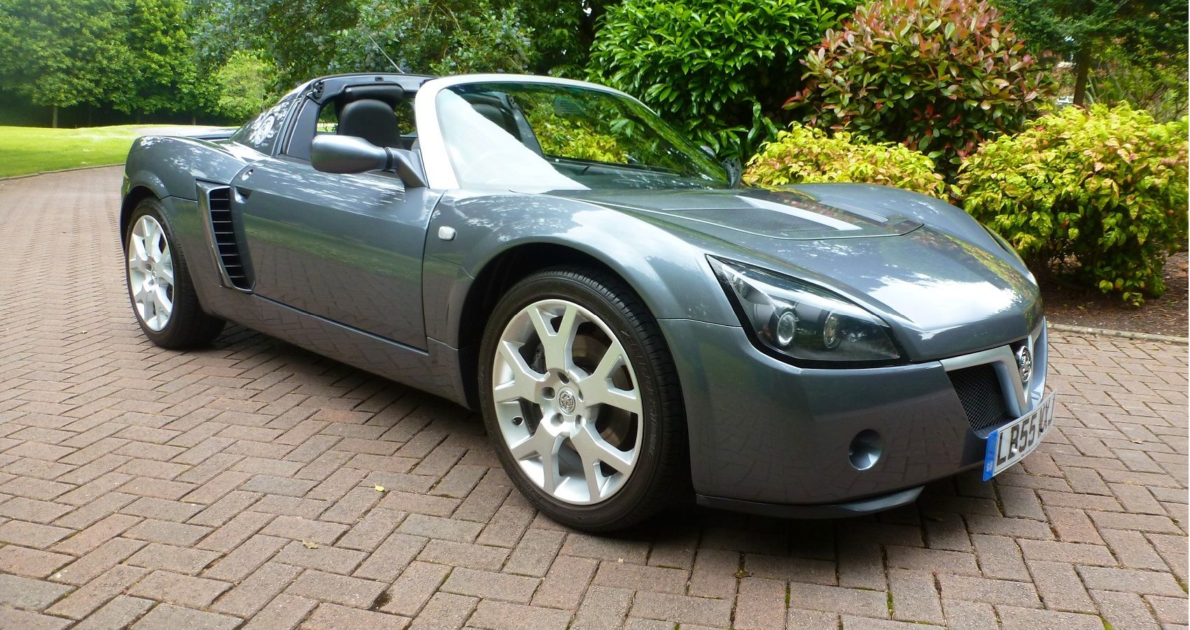 These Are The 10 Most Unreliable European Sports Cars Since The Year 2000