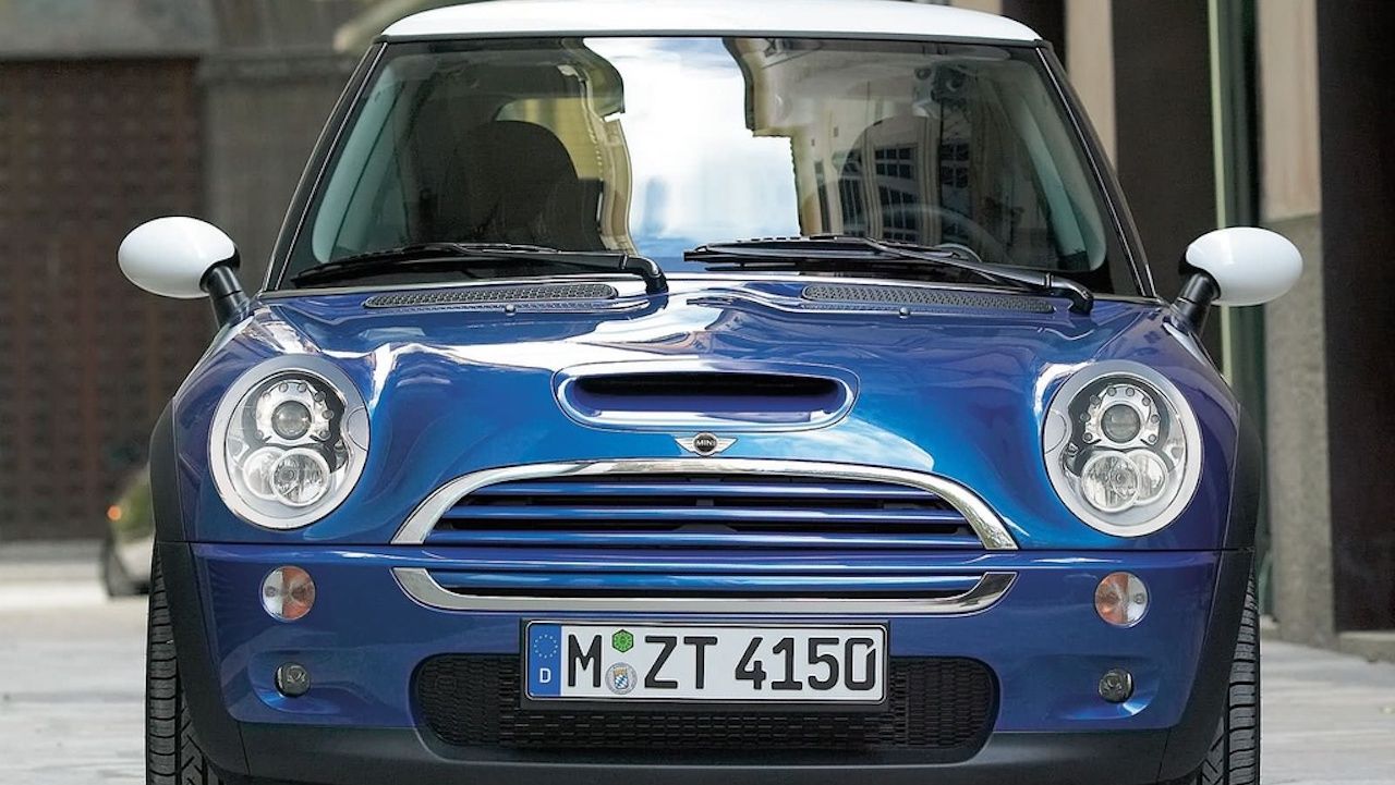 10 British Cars That'll Soon Be Worth A Fortune