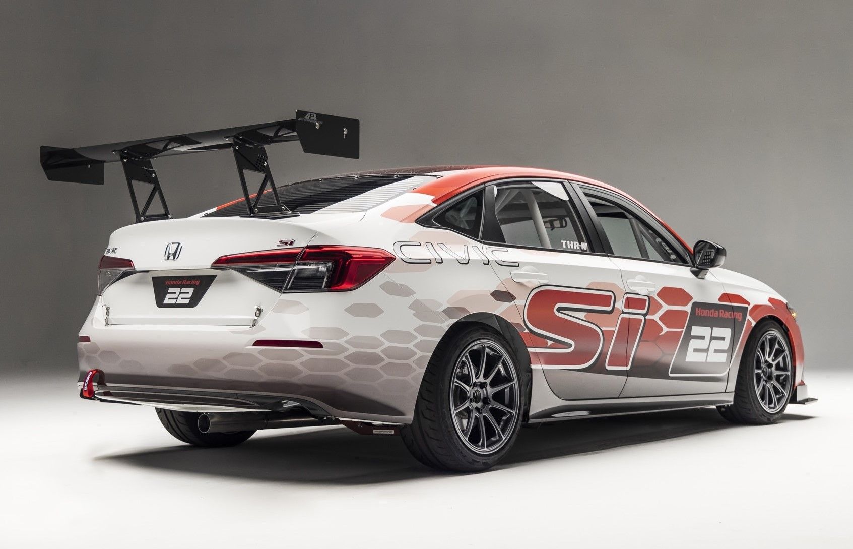 10 Reasons Why Every Gearhead Should Drive The 2022 Honda Civic Si