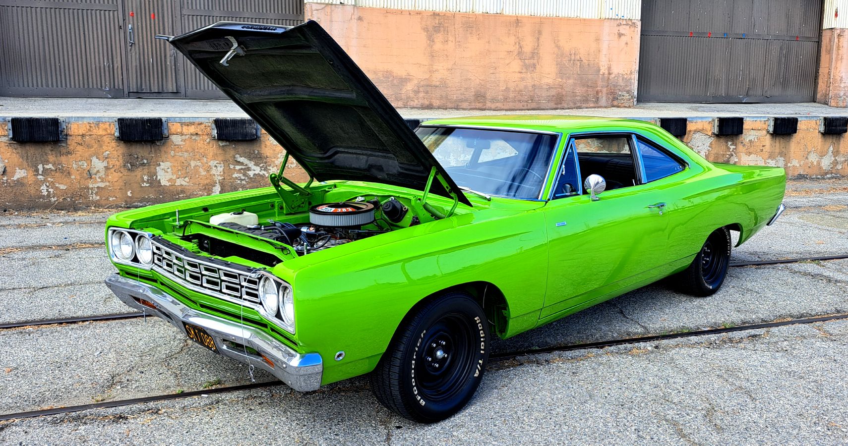 1968 Plymouth Road Runner Car