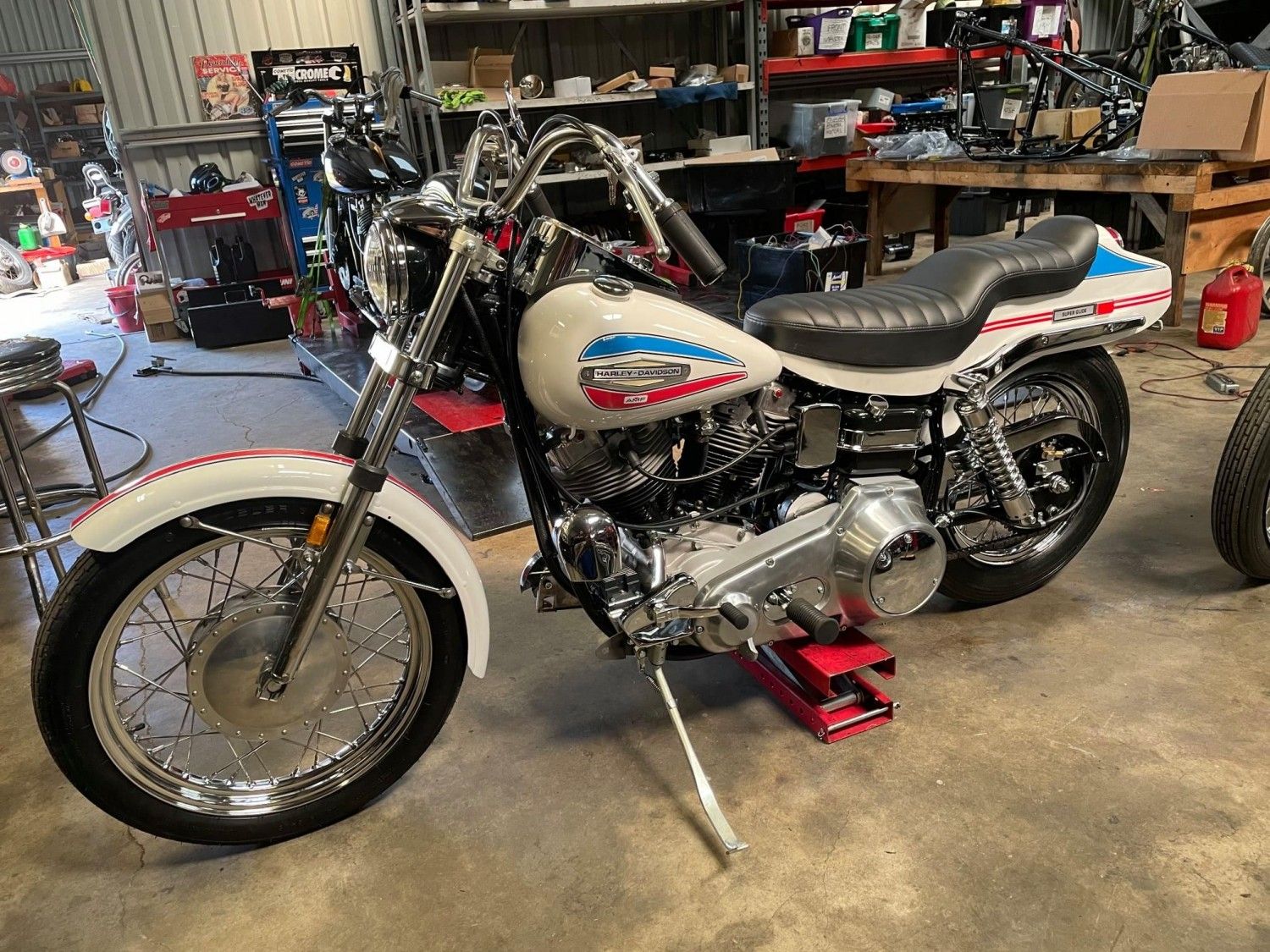 10 Things Only Real Bikers Know About The Harley-Davidson Super Glide