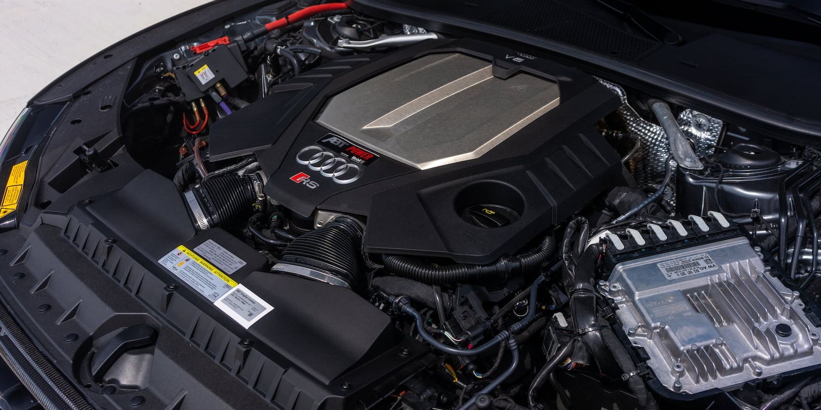 5 Reasons Why We Love The Cadillac CT5-V Blackwing (5 Reasons Why We ...