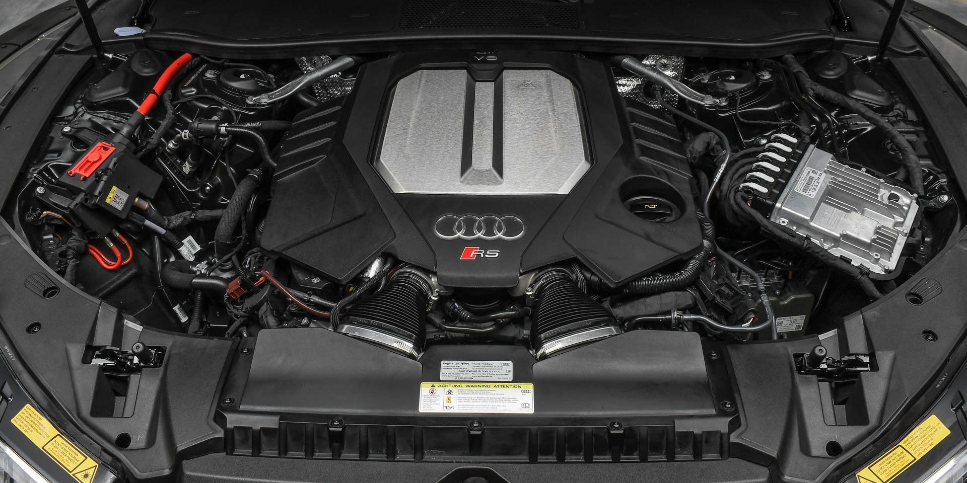 5 Reasons Why We Love The Cadillac CT5-V Blackwing (5 Reasons Why We ...