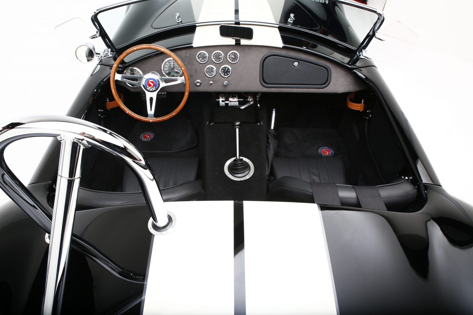 Here's What Gearheads Should Know About The Factory Five Cobra