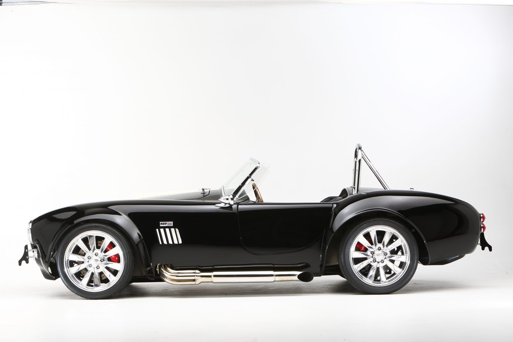 Here's What Gearheads Should Know About The Factory Five Cobra