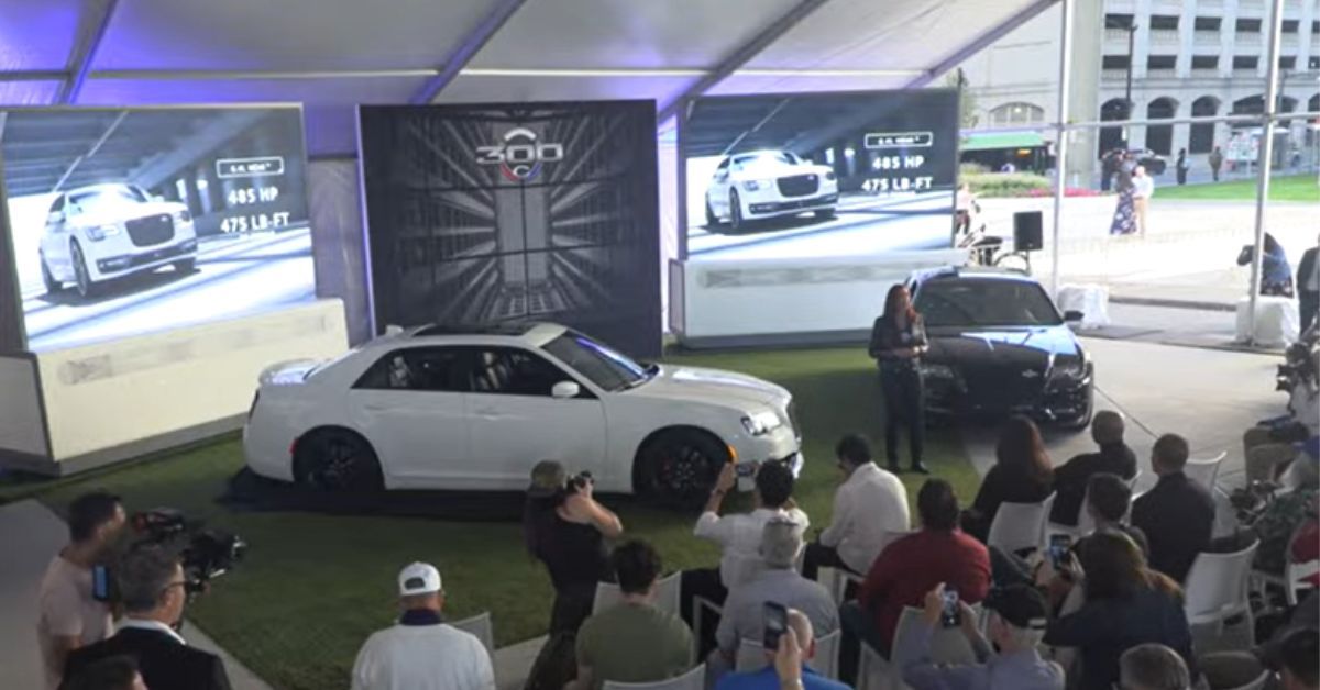 Chrysler Announces 2023 300C Model With Dodge Challenger Scat Pack Engine Chrysler Announces 2023 300C Model With Dodge Challenger Scat Pack Engine