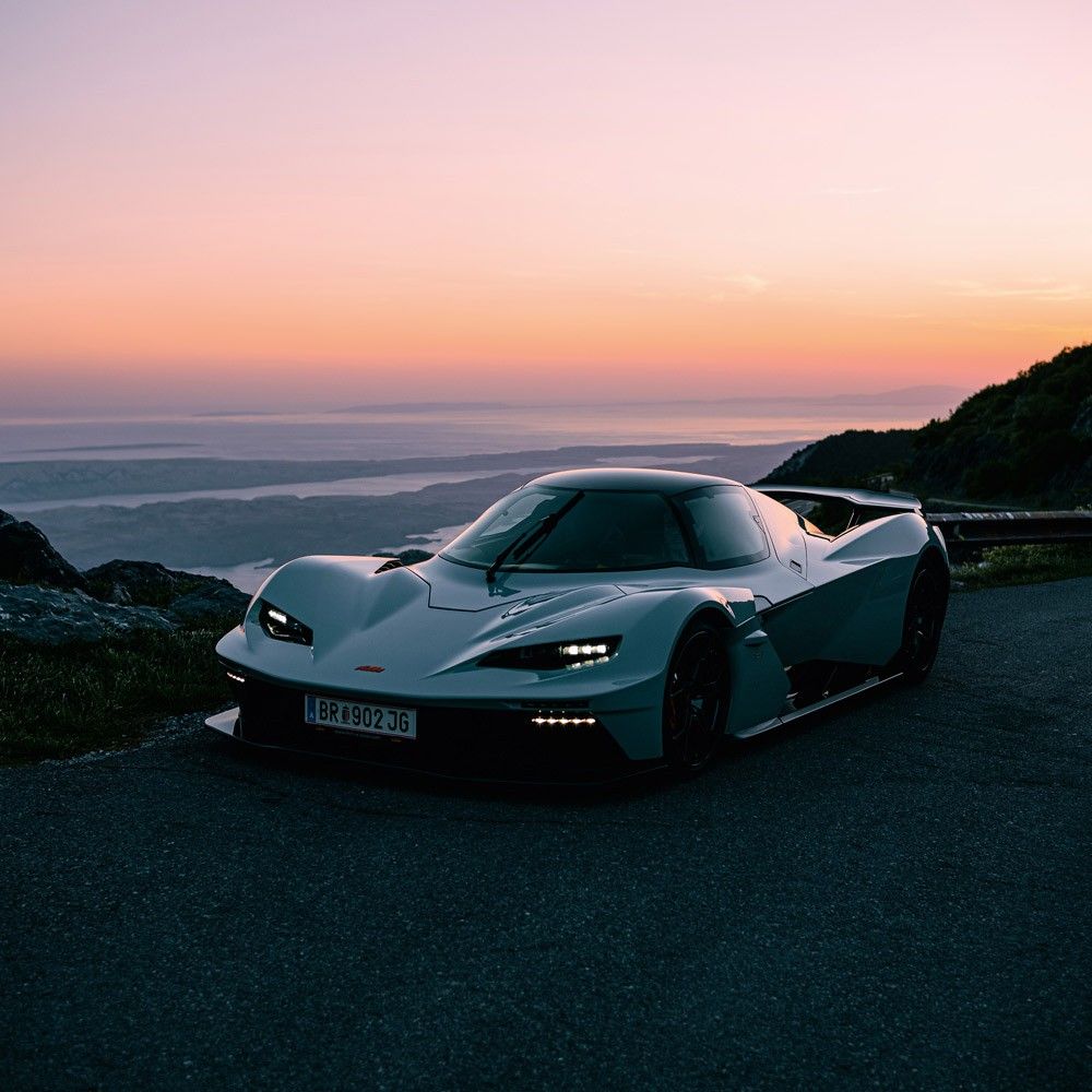 Here’s How KTM X-BOW GT-XR Will Take On The Hybrid Ariel Hipercar