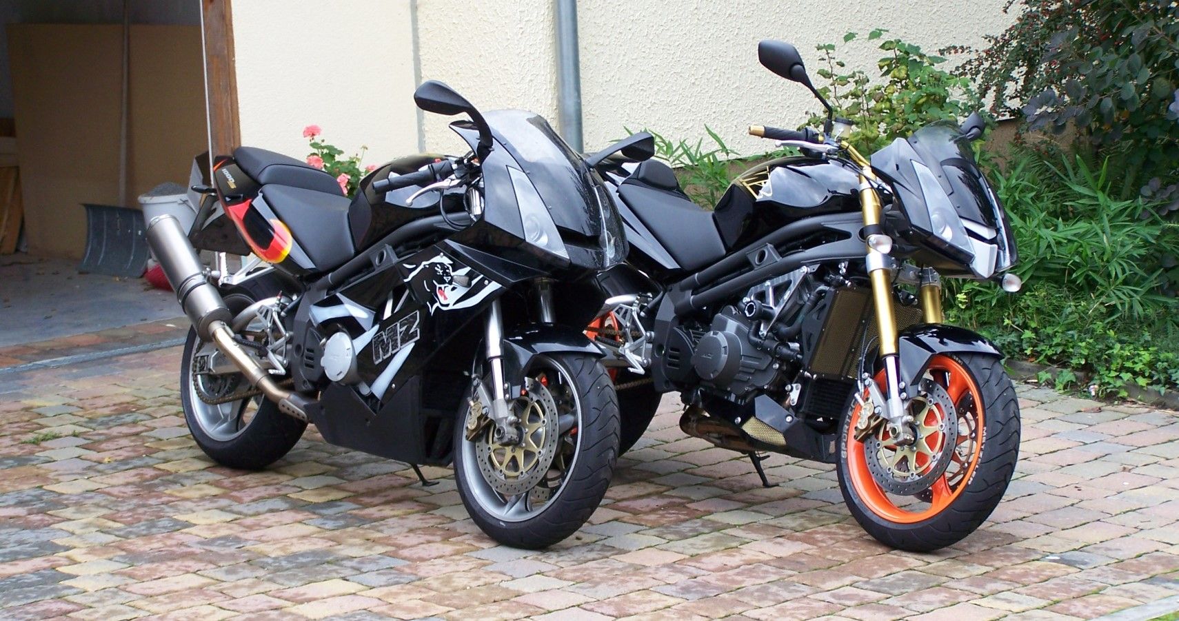 Looking Back At The Forgotten German MZ 1000S Motorcycle