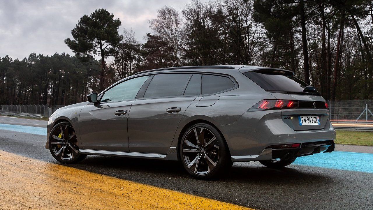 8 Of The Coolest Wagons On Sale In 2022