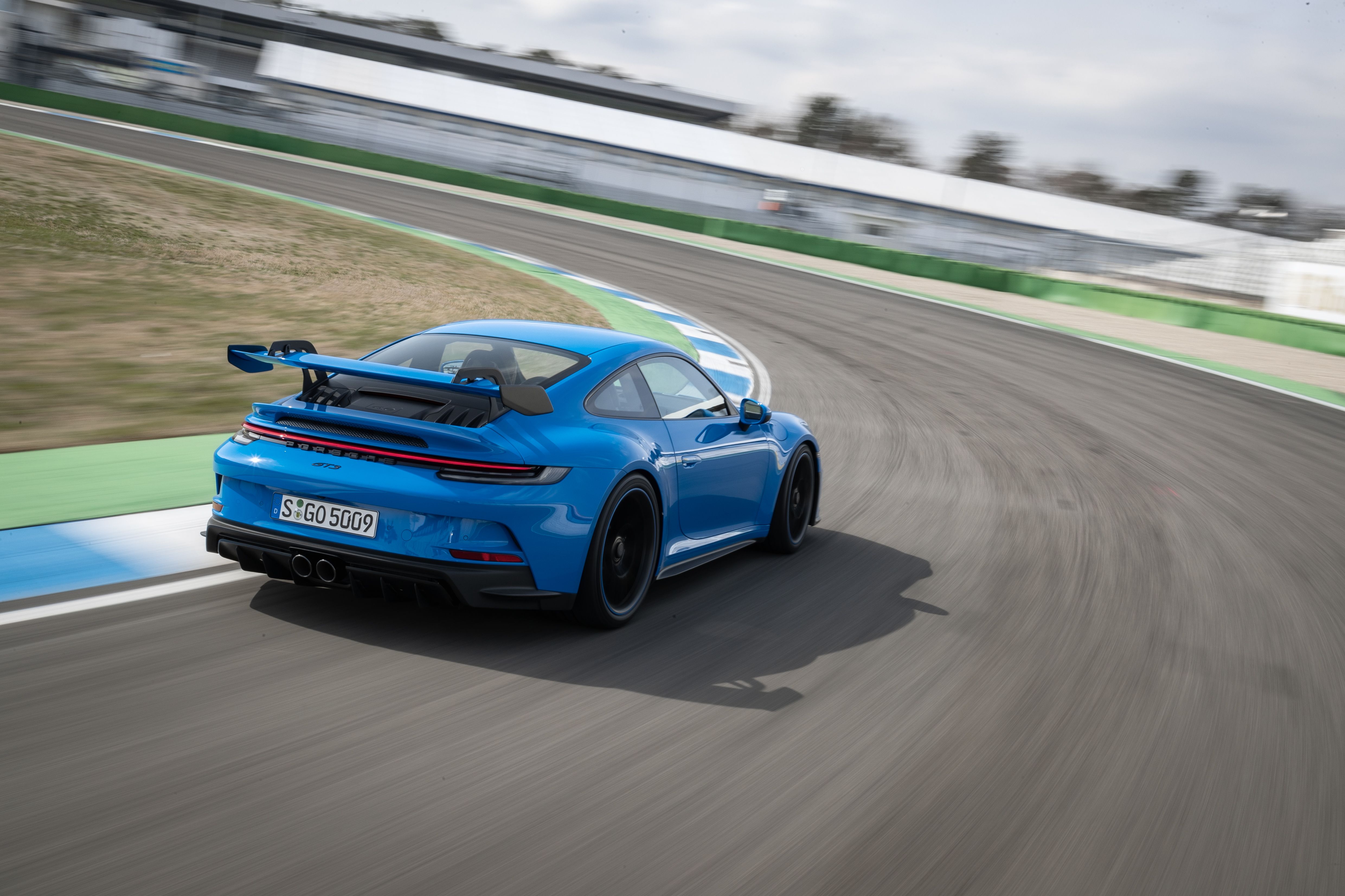 This Is Why The Porsche Cayman GT4 May Be A Better Purchase Than The 911