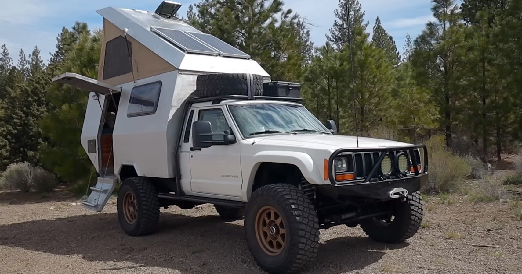 Check Out This Awesome Custom 1987 Jeep Comanche Pop-Up Truck Camper