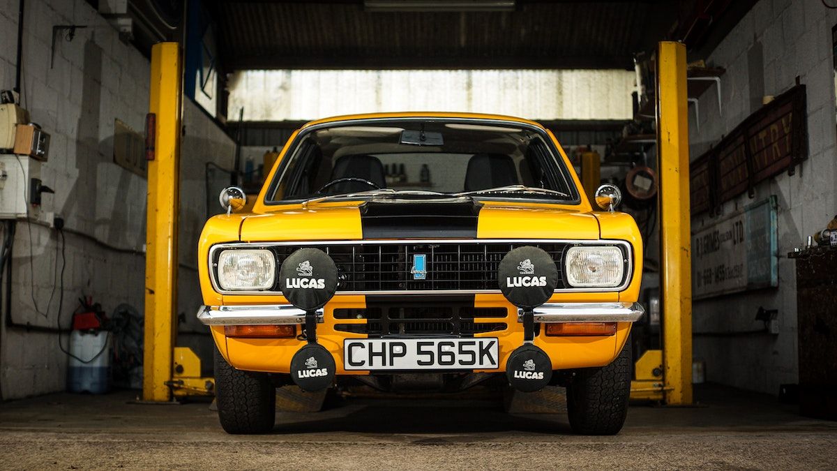 These Are Our 10 Favorite British Cars From The 1970s