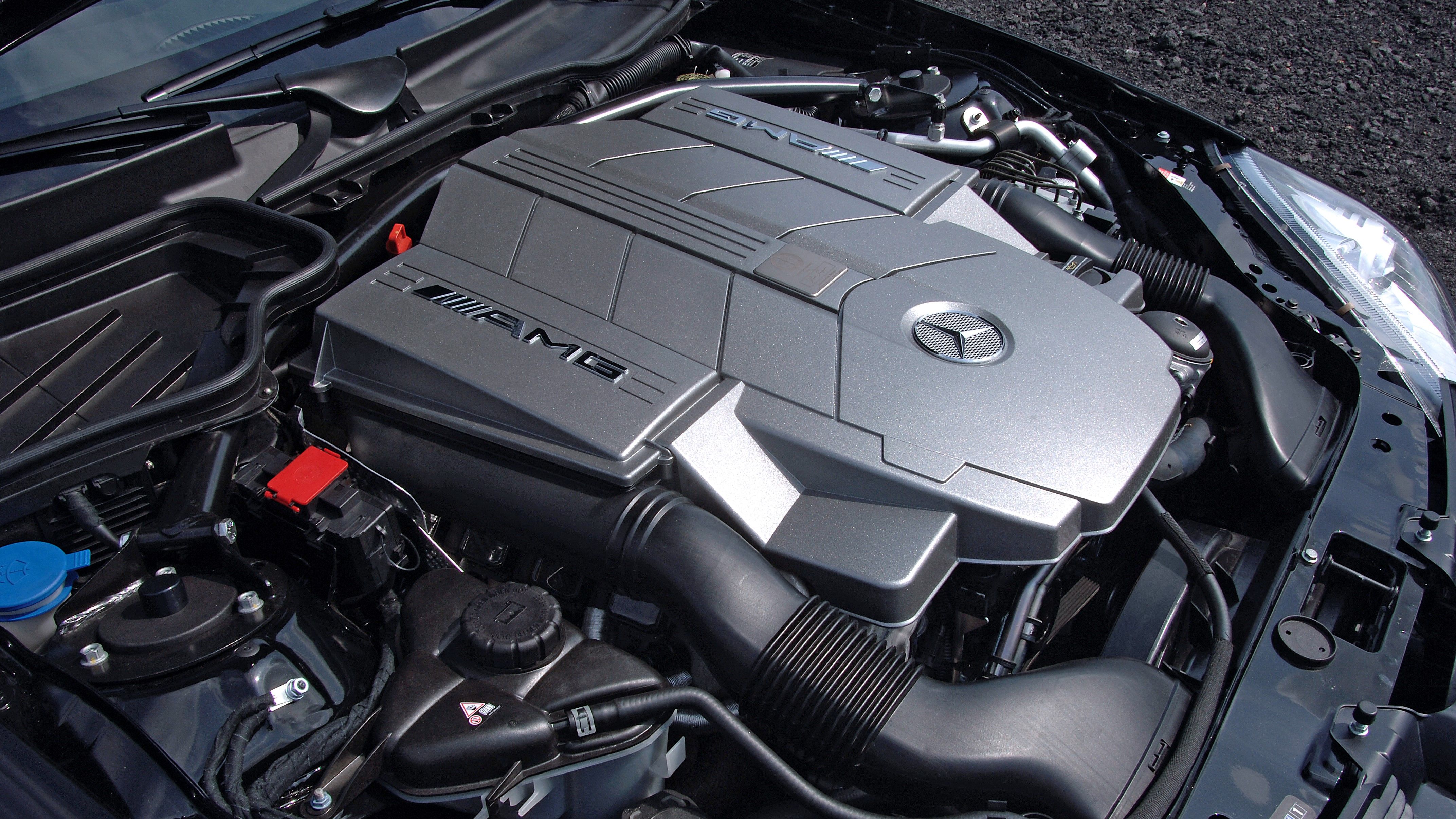 10 Reasons Why Gearheads Should Consider Buying The R171 Mercedes-Benz ...