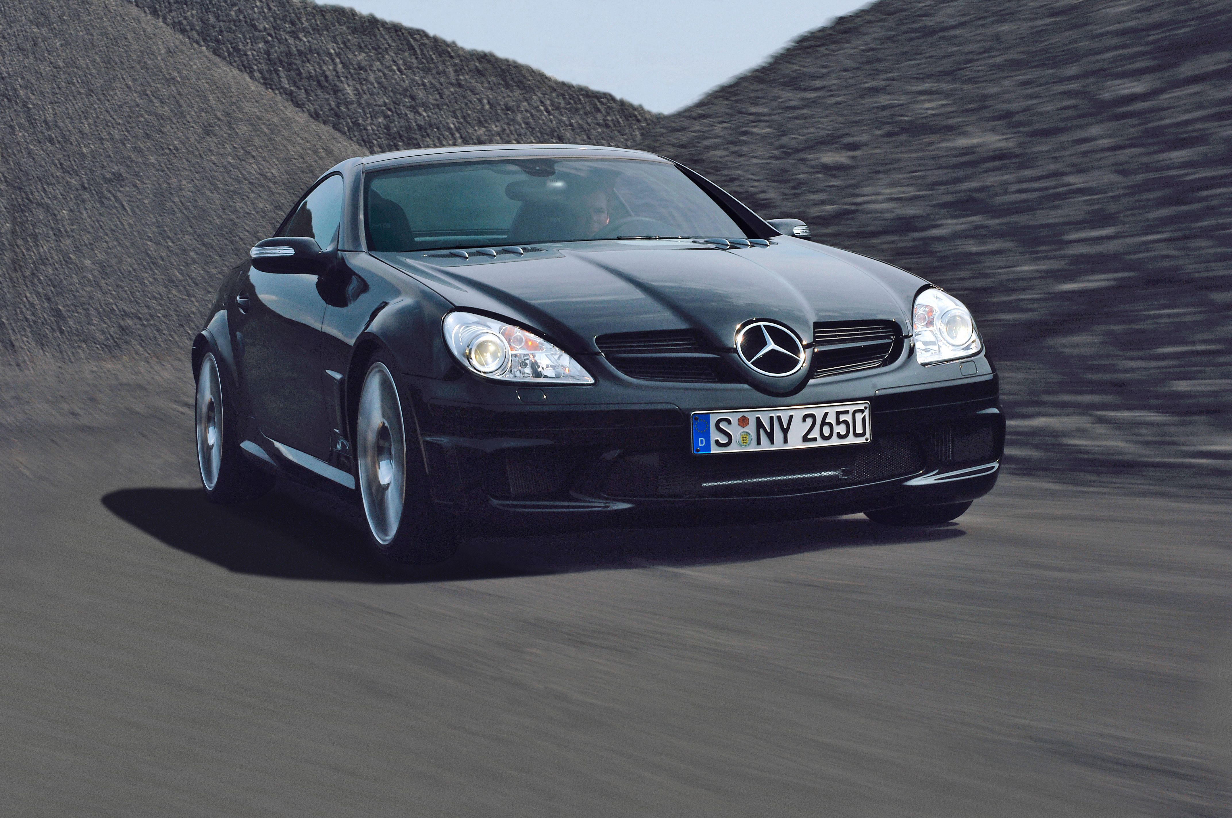 A Detailed Look At The R171 Mercedes-Benz SLK 55 AMG