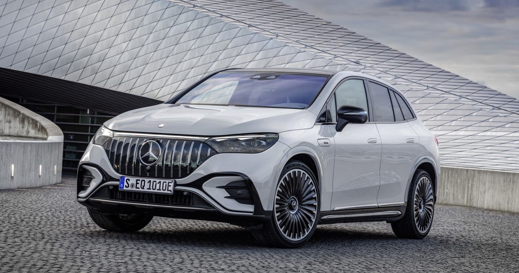 The 687-HP EQE Is The First-Ever All-Electric SUV From Mercedes-AMG