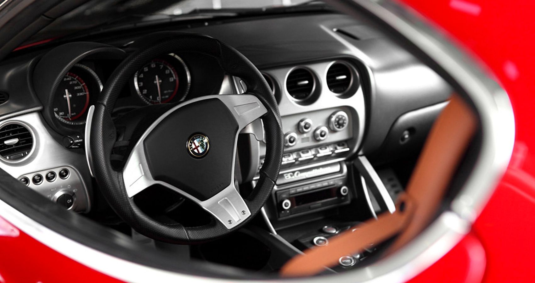 This Is Why The Alfa Romeo 8C Fails To Live Up To Its Stunning Looks