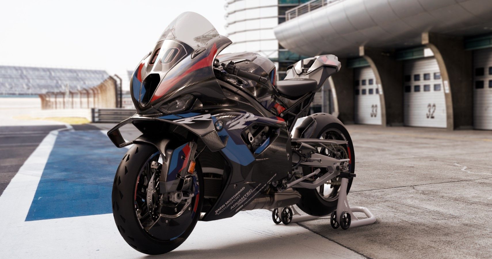 Here’s Why The BMW M 1000 RR Is No Match For The Ducati Panigale V4 R