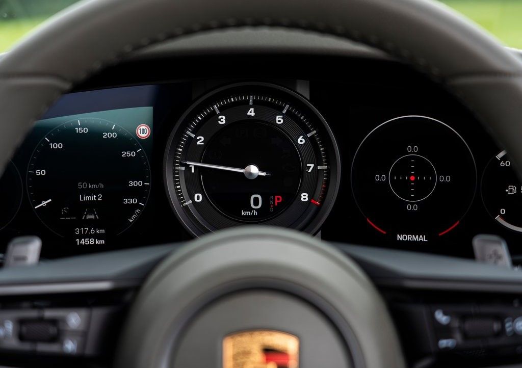 10 Reasons Why We'd Buy The Porsche 911 Carrera Over The Flagship Model