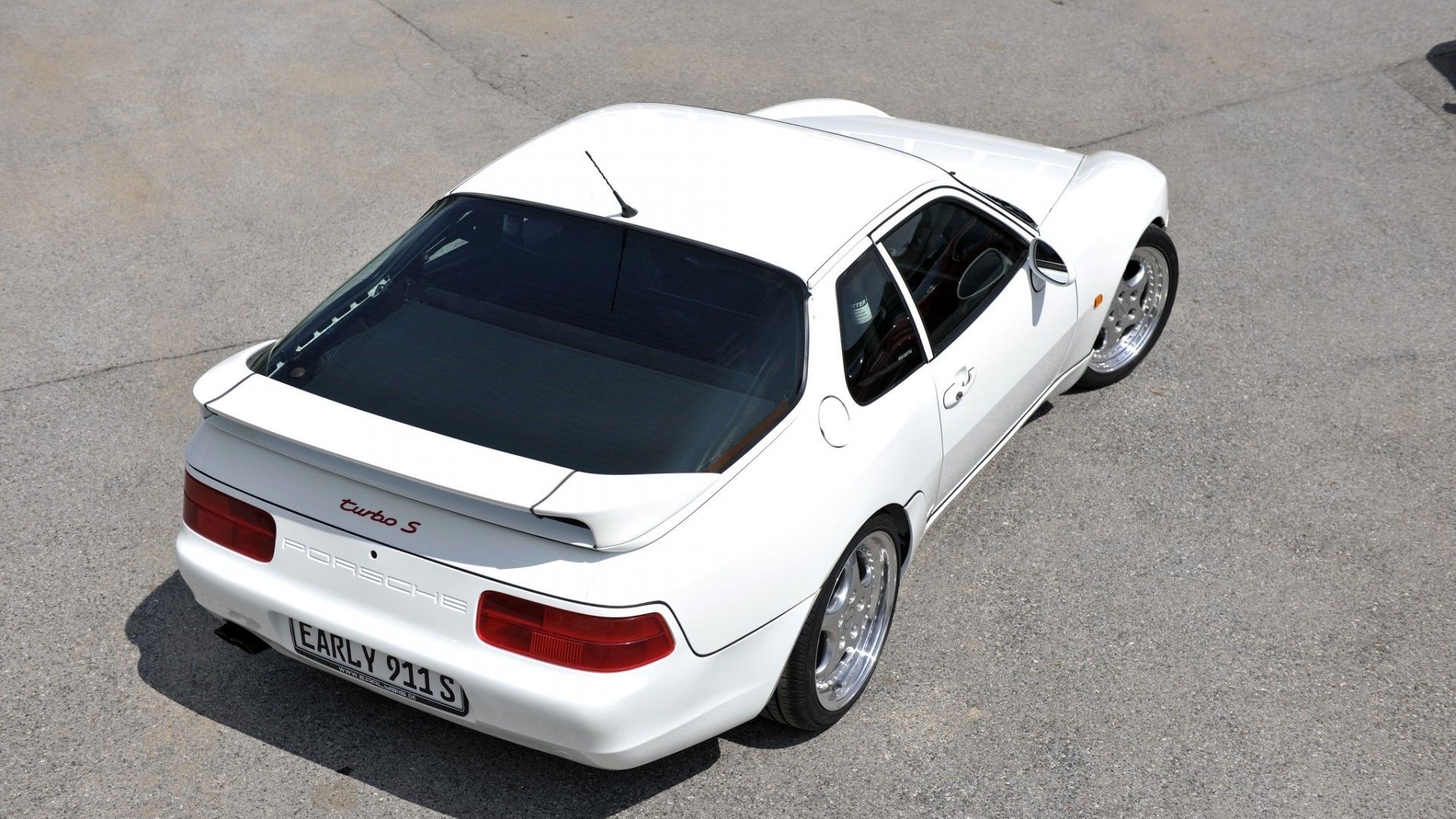 10 Things We Love About The Porsche 968 Turbo S