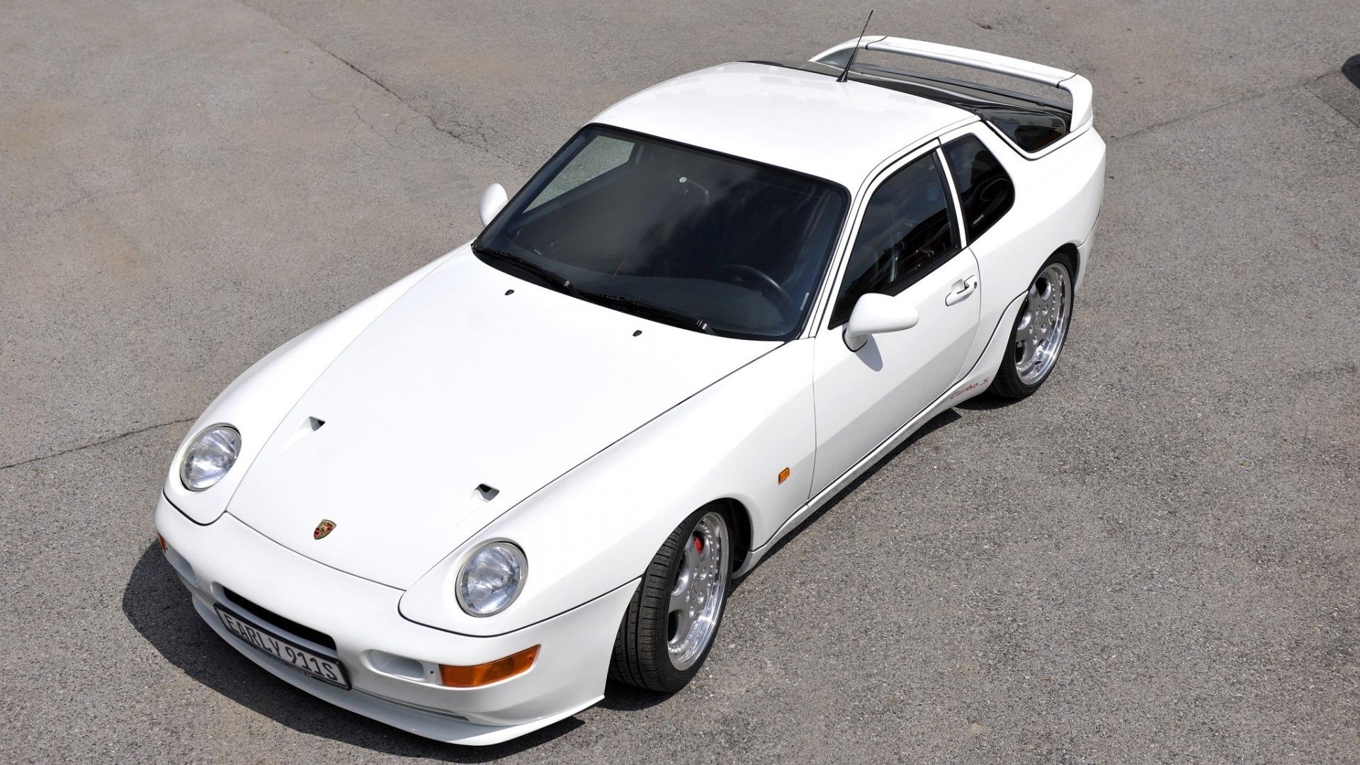 10 Things We Love About The Porsche 968 Turbo S
