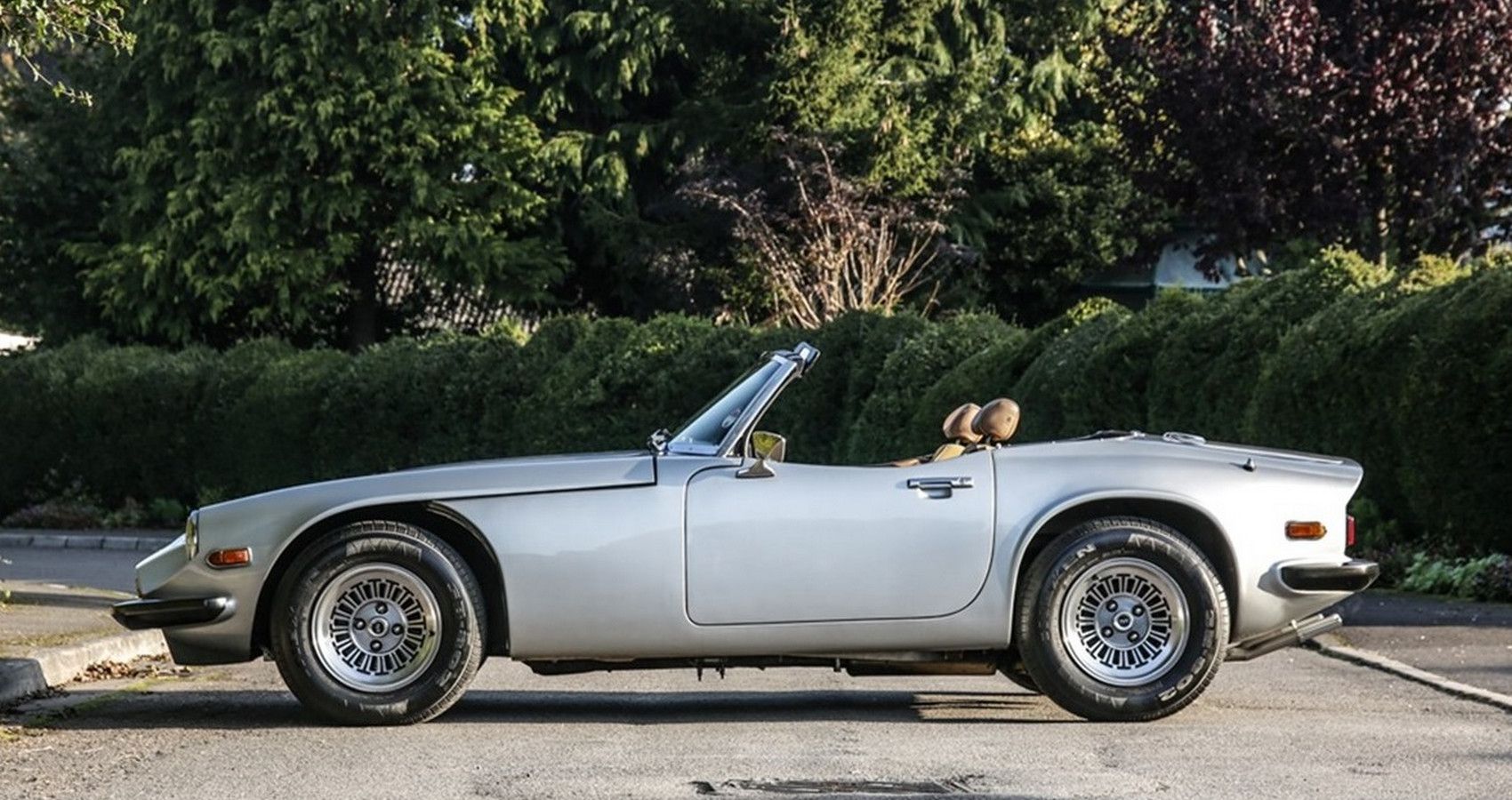10 Affordable Classic British Cars Every Self-Respecting Collector ...