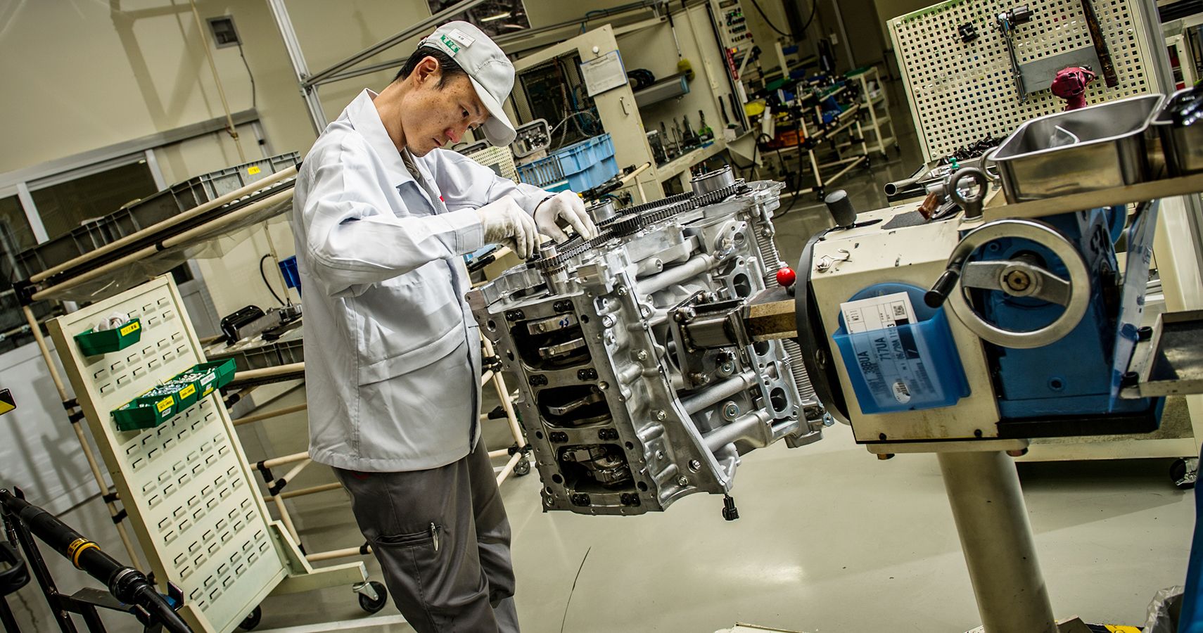 5 Features That Make The R35 GT-R's VR38DETT Engine A Supercar Killer