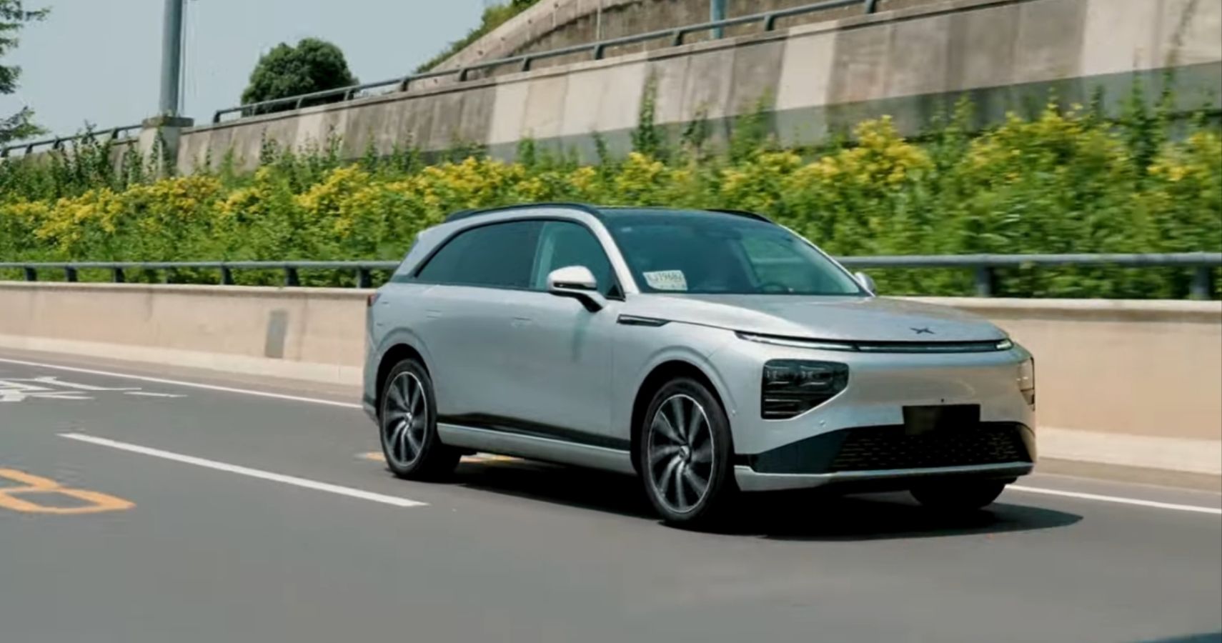 China’s XPeng G9 Luxury EV Is Coming For The Porsche Cayenne’s Throne