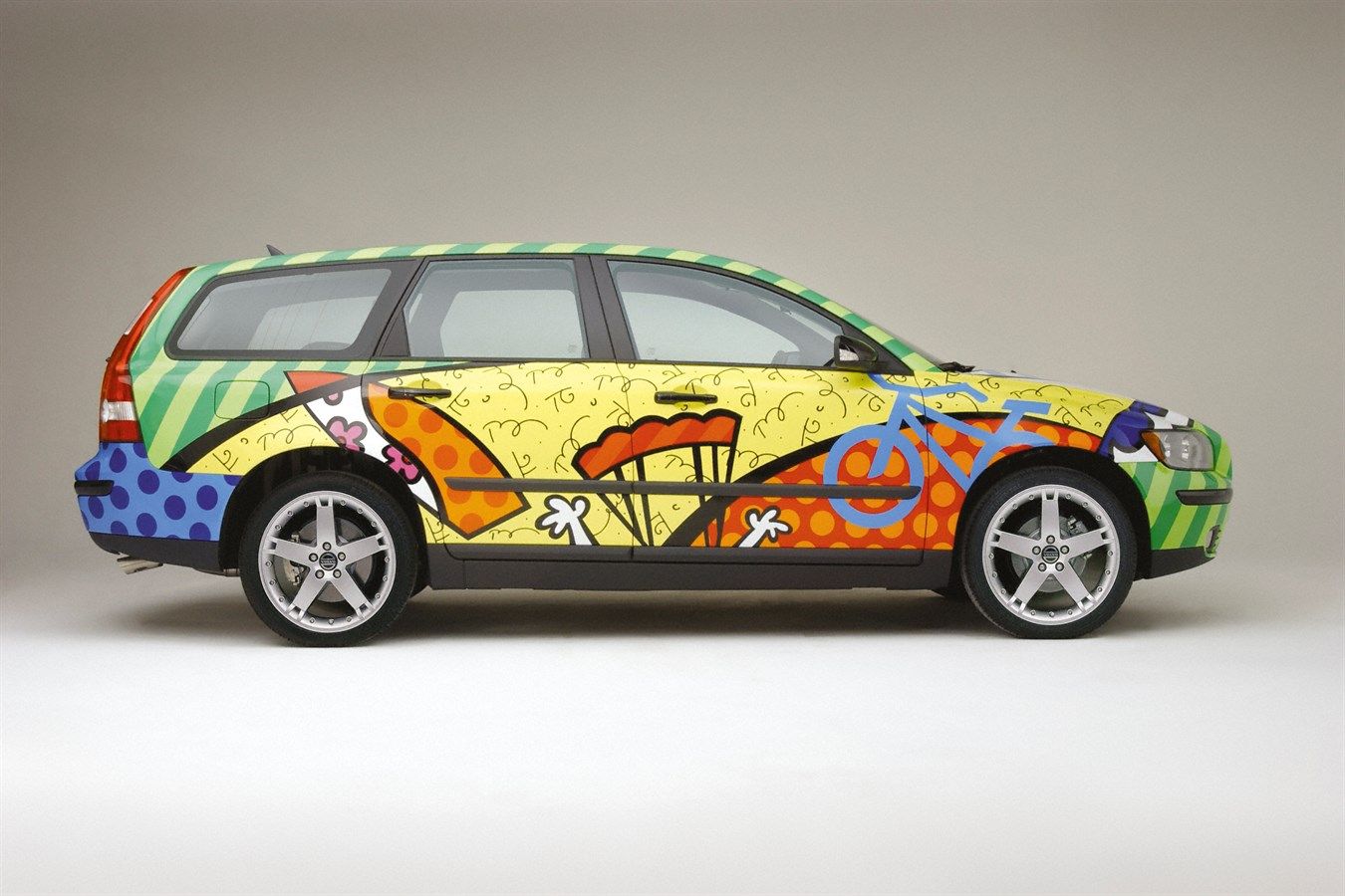 10 Of The Coolest 'Art Cars' Of The Motoring World